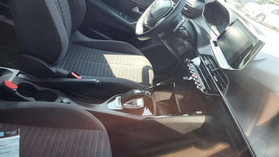 Melns Peugeot 2008 2021 Klaipėda, ar dzinēja tilpumu 1.50 L un nobraukumu 174 tūkst. km par 10800 €, foto 37 vietnē AUTOMOTO.COM.LV