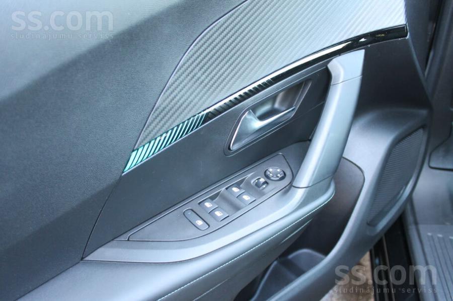 Melns Peugeot 2008 2021 Rīga, ar dzinēja tilpumu 1.50 L un nobraukumu 0 tūkst. km par 15500 €, foto 11 vietnē AUTOMOTO.COM.LV