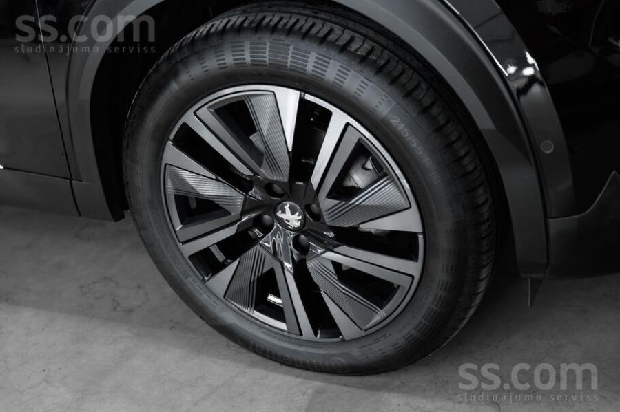 Black Peugeot 2008 2021 in Riga, with an engine capacity of 1.20 L and mileage of 147 thousand km for 17590 €, photo 6 on AUTOMOTO.COM.LV
