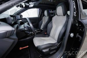 Black Peugeot 2008 2021 in Riga, with an engine capacity of 1.20 L and mileage of 147 thousand km for 17590 €, photo 15 on AUTOMOTO.COM.LV
