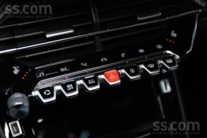 Black Peugeot 2008 2021 in Riga, with an engine capacity of 1.20 L and mileage of 147 thousand km for 17590 €, photo 25 on AUTOMOTO.COM.LV