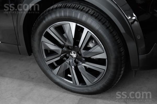 Melns Peugeot 2008 2021 Rīga, ar dzinēja tilpumu 1.20 L un nobraukumu 147 tūkst. km par 17590 €, foto 6 vietnē AUTOMOTO.COM.LV