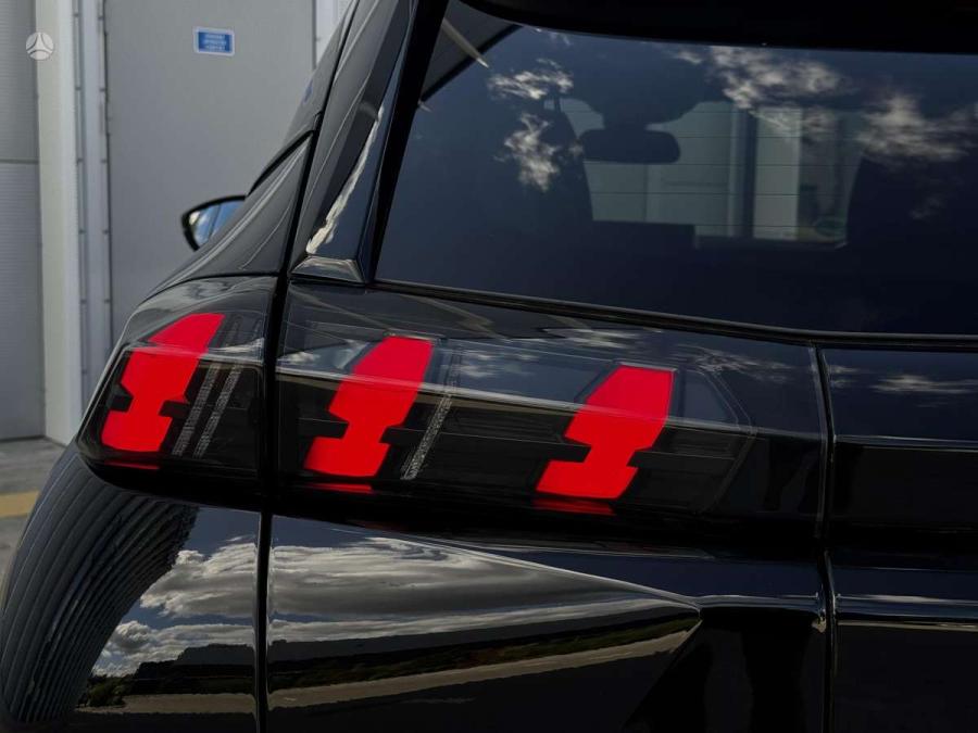 Black Peugeot 2008 2021 in Vilnius, with an engine capacity of 1.20 L and mileage of 68 thousand km for 12500 €, photo 13 on AUTOMOTO.COM.LV
