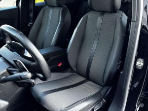 Black Peugeot 2008 2021 in Vilnius, with an engine capacity of 1.20 L and mileage of 68 thousand km for 12500 €, photo 15 on AUTOMOTO.COM.LV