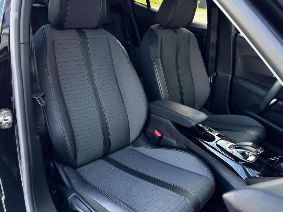Black Peugeot 2008 2021 in Vilnius, with an engine capacity of 1.20 L and mileage of 68 thousand km for 12500 €, photo 22 on AUTOMOTO.COM.LV