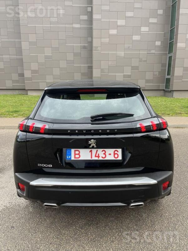 Melns Peugeot 2008 2022 Rīga, ar dzinēja tilpumu 1.20 L un nobraukumu 115 tūkst. km par 13900 €, foto 6 vietnē AUTOMOTO.COM.LV