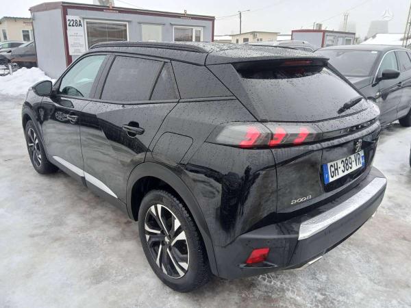 Melns Peugeot 2008 2022 Viļņa, ar dzinēja tilpumu 1.20 L un nobraukumu 179 tūkst. km par 12403 €, foto 4 vietnē AUTOMOTO.COM.LV
