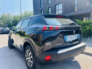Black Peugeot 2008 2022 in Kaunas, with an engine capacity of 1.50 L and mileage of 209 thousand km for 12300 €, photo 3 on AUTOMOTO.COM.LV