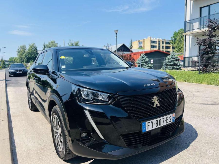 Black Peugeot 2008 2022 in Kaunas, with an engine capacity of 1.50 L and mileage of 209 thousand km for 12300 €, photo 6 on AUTOMOTO.COM.LV