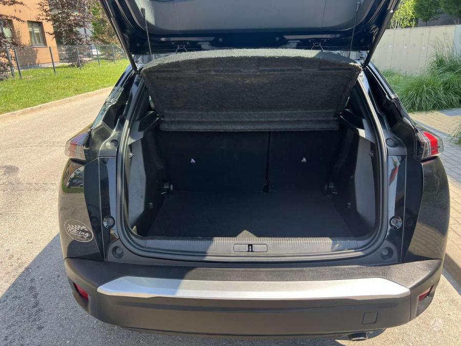 Black Peugeot 2008 2022 in Kaunas, with an engine capacity of 1.50 L and mileage of 209 thousand km for 12300 €, photo 15 on AUTOMOTO.COM.LV