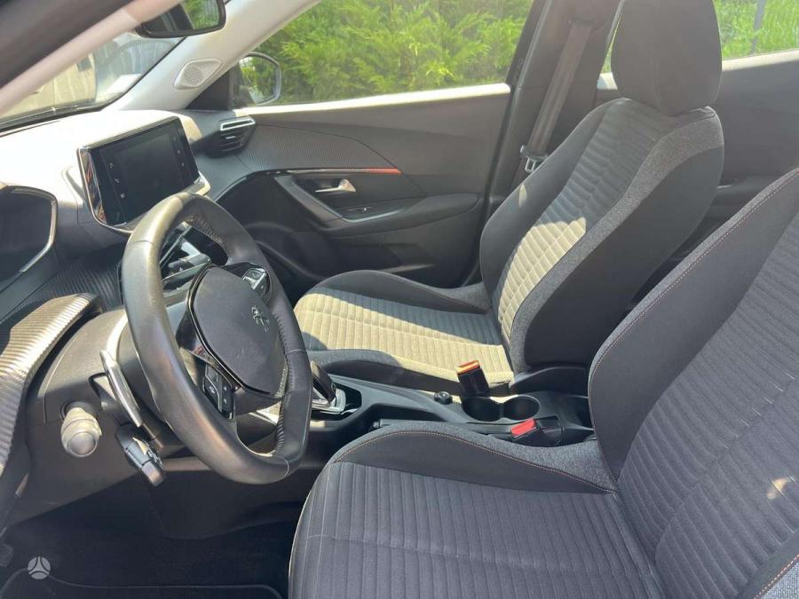 Black Peugeot 2008 2022 in Kaunas, with an engine capacity of 1.50 L and mileage of 209 thousand km for 12300 €, photo 22 on AUTOMOTO.COM.LV