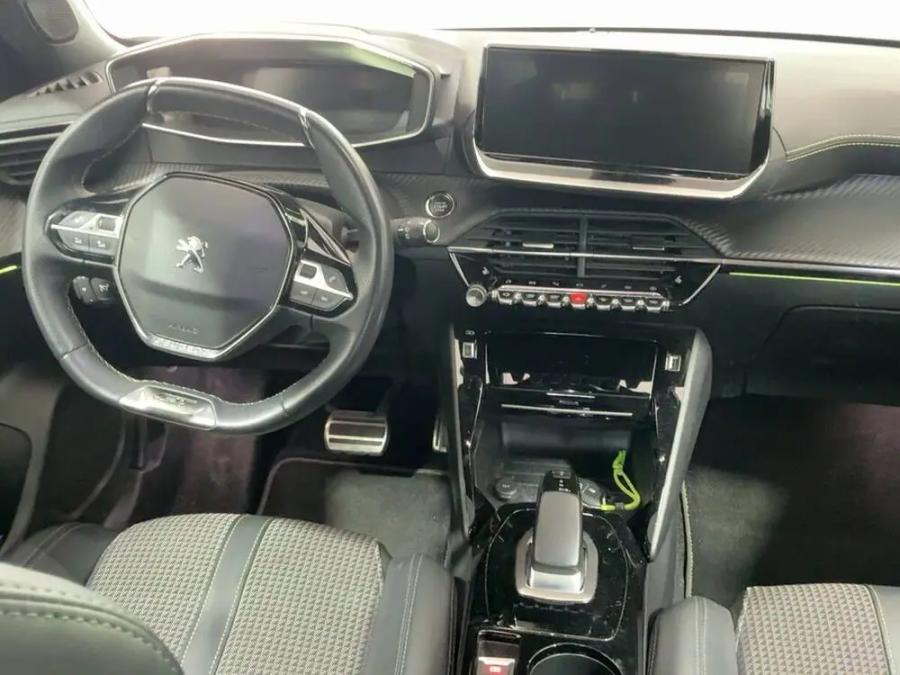 Black Peugeot 2008 2022 in Riga, with an engine capacity of 0.00 L and mileage of 71 thousand km for 18990 €, photo 6 on AUTOMOTO.COM.LV