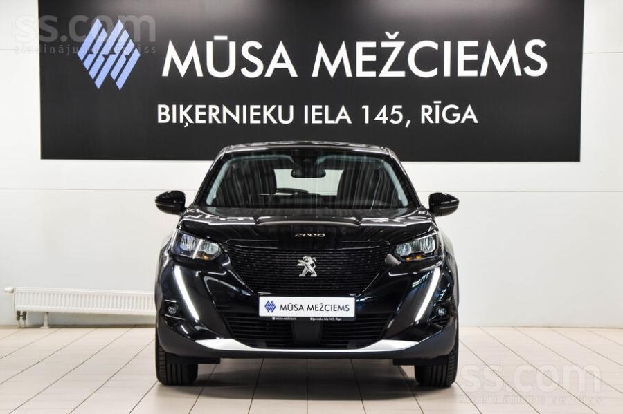 Melns Peugeot 2008 2022 Rīga, ar dzinēja tilpumu 1.20 L un nobraukumu 48 tūkst. km par 20590 €, foto 3 vietnē AUTOMOTO.COM.LV
