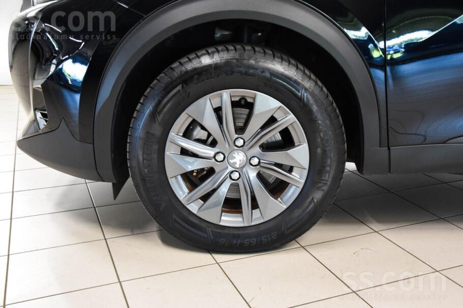 Melns Peugeot 2008 2022 Rīga, ar dzinēja tilpumu 1.20 L un nobraukumu 48 tūkst. km par 20590 €, foto 12 vietnē AUTOMOTO.COM.LV