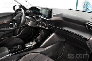 Melns Peugeot 2008 2022 Rīga, ar dzinēja tilpumu 1.20 L un nobraukumu 48 tūkst. km par 20590 €, foto 15 vietnē AUTOMOTO.COM.LV
