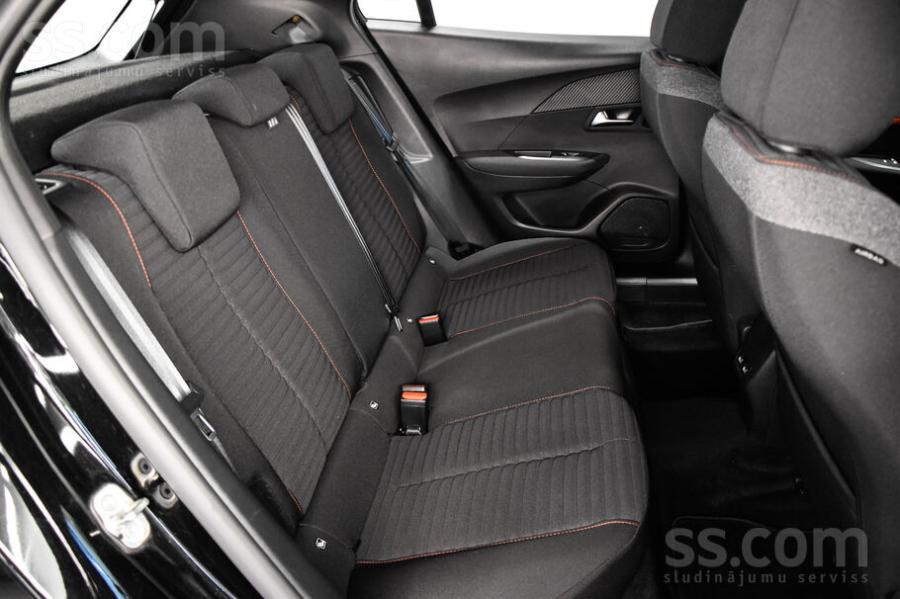 Melns Peugeot 2008 2022 Rīga, ar dzinēja tilpumu 1.20 L un nobraukumu 48 tūkst. km par 20590 €, foto 17 vietnē AUTOMOTO.COM.LV