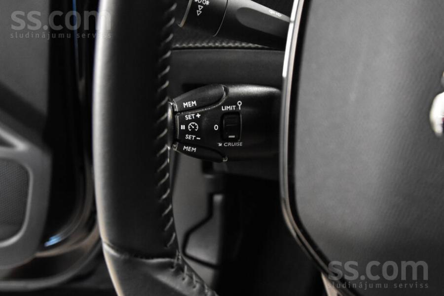 Melns Peugeot 2008 2022 Rīga, ar dzinēja tilpumu 1.20 L un nobraukumu 48 tūkst. km par 20590 €, foto 23 vietnē AUTOMOTO.COM.LV