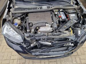Melns Peugeot 2008 2022 Kauņa, ar dzinēja tilpumu 1.20 L un nobraukumu 91 tūkst. km par 5900 €, foto 3 vietnē AUTOMOTO.COM.LV