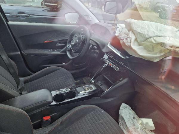Black Peugeot 2008 2022 in Kaunas, with an engine capacity of 1.20 L and mileage of 91 thousand km for 5900 €, photo 5 on AUTOMOTO.COM.LV