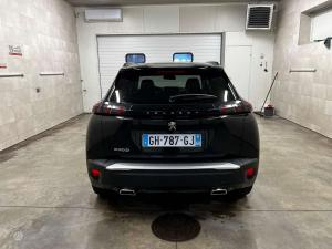 Black Peugeot 2008 2022 in Marijampole, with an engine capacity of 1.20 L and mileage of 120 thousand km for 11985 €, photo 6 on AUTOMOTO.COM.LV
