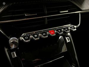 Black Peugeot 2008 2022 in Marijampole, with an engine capacity of 1.20 L and mileage of 120 thousand km for 11985 €, photo 15 on AUTOMOTO.COM.LV