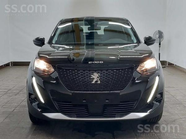 Peugeot 2008 2022 Rīga vietnē Melns Peugeot 2008 2022 Rīga, ar dzinēja tilpumu 1.20 L un nobraukumu 79 tūkst. km par 17950 €, foto 11 vietnē AUTOMOTO.COM.LV