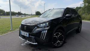 Melns Peugeot 2008 2023 Kauņa, ar dzinēja tilpumu 1.20 L un nobraukumu 124 tūkst. km par 15609 €, foto 3 vietnē AUTOMOTO.COM.LV