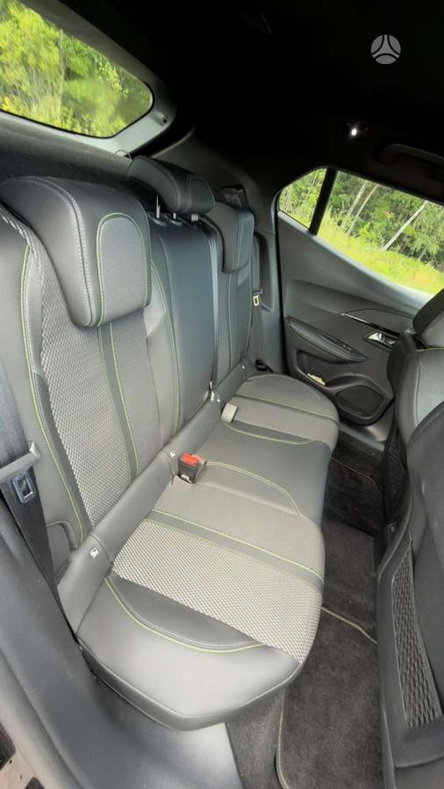 Melns Peugeot 2008 2023 Kauņa, ar dzinēja tilpumu 1.20 L un nobraukumu 124 tūkst. km par 15609 €, foto 15 vietnē AUTOMOTO.COM.LV