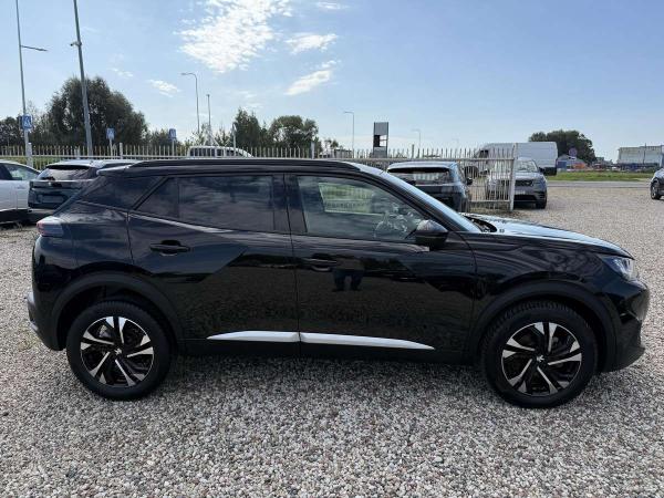 Melns Peugeot 2008 2023 Marijampole, ar dzinēja tilpumu 1.20 L un nobraukumu 132 tūkst. km par 13062 €, foto 5 vietnē AUTOMOTO.COM.LV