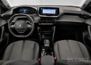 Melns Peugeot 2008 2025 Rīga, ar dzinēja tilpumu 1.60 L un nobraukumu 7 tūkst. km par 28900 €, foto 4 vietnē AUTOMOTO.COM.LV
