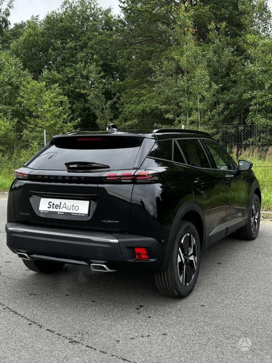 Melns Peugeot 2008 2026 Viļņa, ar dzinēja tilpumu 1.20 L un nobraukumu 6 tūkst. km par 26500 €, foto 5 vietnē AUTOMOTO.COM.LV