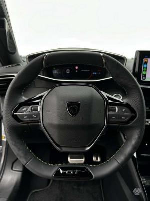 Melns Peugeot 2008 2026 Viļņa, ar dzinēja tilpumu 1.20 L un nobraukumu 6 tūkst. km par 26500 €, foto 19 vietnē AUTOMOTO.COM.LV