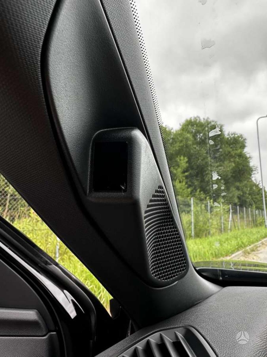 Melns Peugeot 2008 2026 Viļņa, ar dzinēja tilpumu 1.20 L un nobraukumu 6 tūkst. km par 26500 €, foto 30 vietnē AUTOMOTO.COM.LV