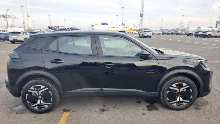 Black Peugeot 2008 2026 in Plunge, with an engine capacity of 1.20 L and mileage of 0 thousand km for 15500 €, photo 4 on AUTOMOTO.COM.LV