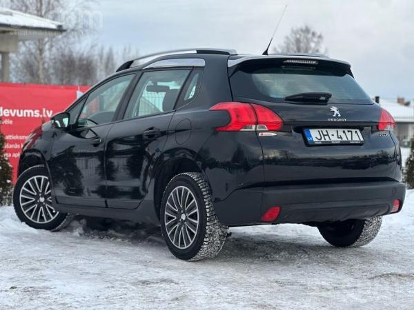 Black Peugeot 2008 2013 in Jelgava, with an engine capacity of 1.20 L and mileage of 0 thousand km for 5350 €, photo 4 on AUTOMOTO.COM.LV