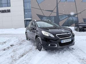 Black Peugeot 2008 2014 in Siauliai, with an engine capacity of 1.20 L and mileage of 150 thousand km for 3800 €, photo 3 on AUTOMOTO.COM.LV