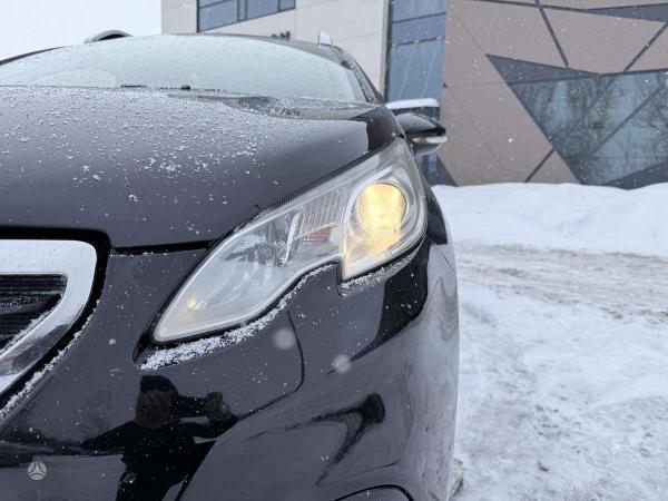 Black Peugeot 2008 2014 in Siauliai, with an engine capacity of 1.20 L and mileage of 150 thousand km for 3800 €, photo 6 on AUTOMOTO.COM.LV