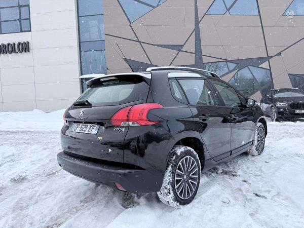 Melns Peugeot 2008 2014 Šauļi, ar dzinēja tilpumu 1.20 L un nobraukumu 150 tūkst. km par 3800 €, foto 11 vietnē AUTOMOTO.COM.LV