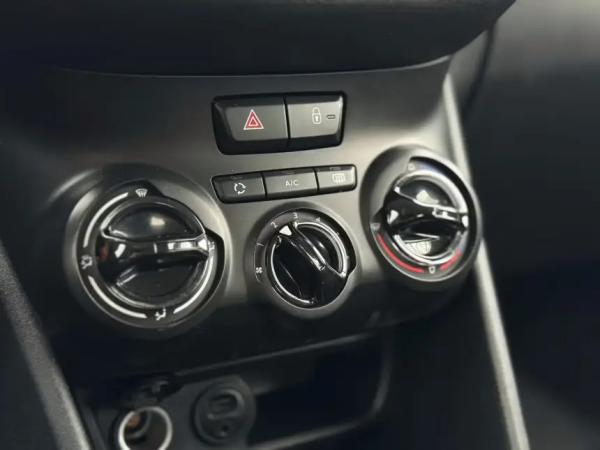Melns Peugeot 2008 2015 Jelgava, ar dzinēja tilpumu 1.20 L un nobraukumu 146 tūkst. km par 6300 €, foto 9 vietnē AUTOMOTO.COM.LV