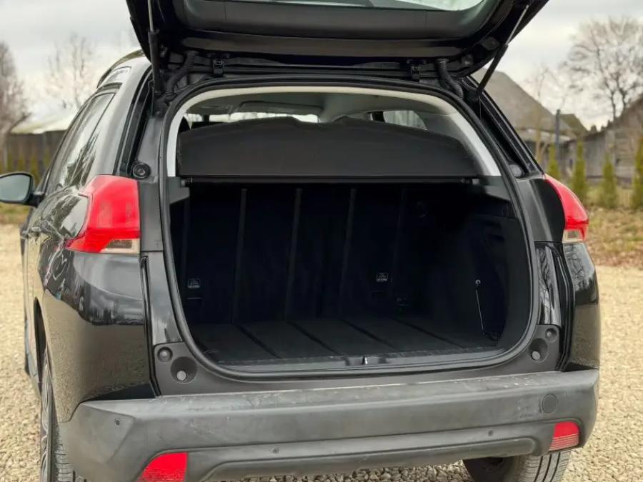 Melns Peugeot 2008 2015 Jelgava, ar dzinēja tilpumu 1.20 L un nobraukumu 146 tūkst. km par 6300 €, foto 20 vietnē AUTOMOTO.COM.LV