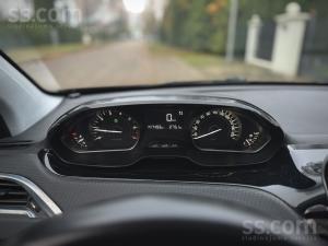 Melns Peugeot 2008 2015 Rīga, ar dzinēja tilpumu 1.20 L un nobraukumu 147 tūkst. km par 5500 €, foto 18 vietnē AUTOMOTO.COM.LV