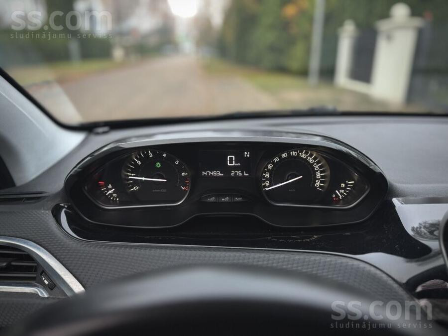 Melns Peugeot 2008 2015 Rīga, ar dzinēja tilpumu 1.20 L un nobraukumu 147 tūkst. km par 5500 €, foto 18 vietnē AUTOMOTO.COM.LV