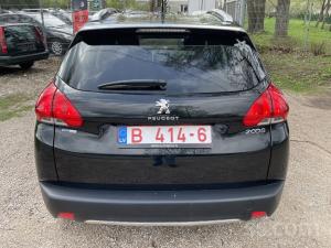 Black Peugeot 2008 2016 in Riga, with an engine capacity of 1.20 L and mileage of 34 thousand km for 6200 €, photo 4 on AUTOMOTO.COM.LV