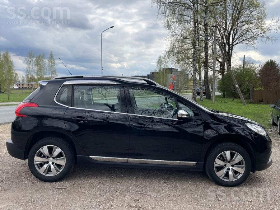 Black Peugeot 2008 2016 in Riga, with an engine capacity of 1.20 L and mileage of 34 thousand km for 6200 €, photo 6 on AUTOMOTO.COM.LV