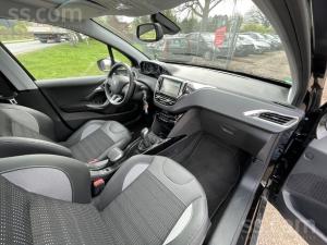 Black Peugeot 2008 2016 in Riga, with an engine capacity of 1.20 L and mileage of 34 thousand km for 6200 €, photo 20 on AUTOMOTO.COM.LV