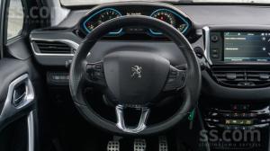 Melns Peugeot 2008 2018 Rīga, ar dzinēja tilpumu 1.20 L un nobraukumu 204 tūkst. km par 10190 €, foto 12 vietnē AUTOMOTO.COM.LV