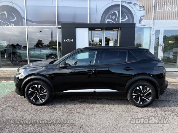 Melns Peugeot 2008 2021 Tallina, ar dzinēja tilpumu 1.20 L un nobraukumu 62 tūkst. km par 14900 €, foto 2 vietnē AUTOMOTO.COM.LV