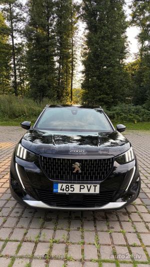Black Peugeot 2008 2021 in Tallinn, with an engine capacity of 1.50 L and mileage of 108 thousand km for 15990 €, photo 4 on AUTOMOTO.COM.LV