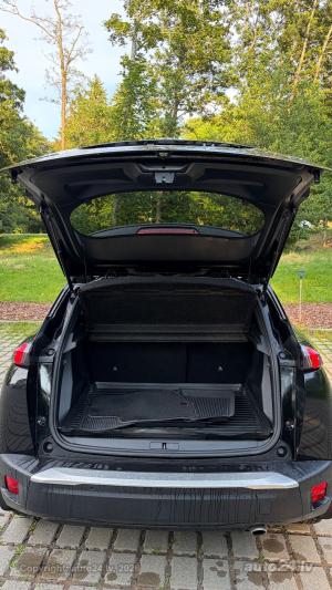 Black Peugeot 2008 2021 in Tallinn, with an engine capacity of 1.50 L and mileage of 108 thousand km for 15990 €, photo 6 on AUTOMOTO.COM.LV