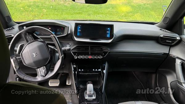 Black Peugeot 2008 2021 in Tallinn, with an engine capacity of 1.50 L and mileage of 108 thousand km for 15990 €, photo 10 on AUTOMOTO.COM.LV